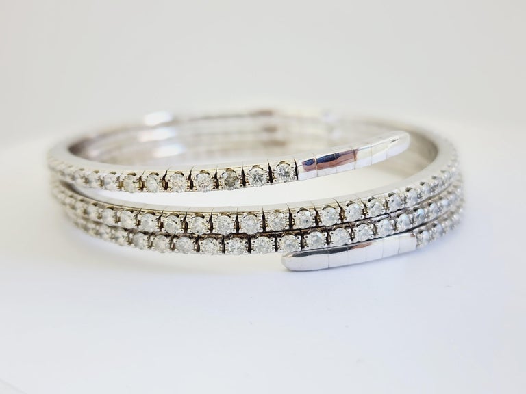8.50 Carat Triple Row Flexible Bangle White Gold 14 Karat For Sale at ...