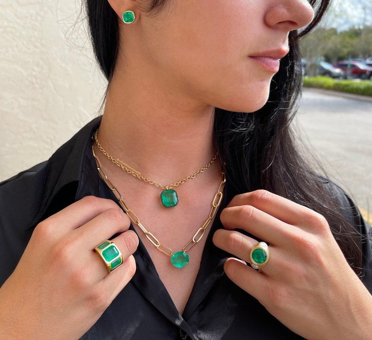 8.93tcw Emerald Cut Gypsy Three Stone Emerald Ring For Sale at 1stDibs