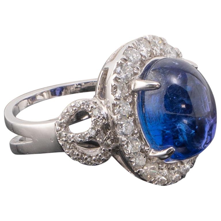 8 98 Carat Tanzanite Cabochon And Diamond 18 Karat Gold Engagement Ring