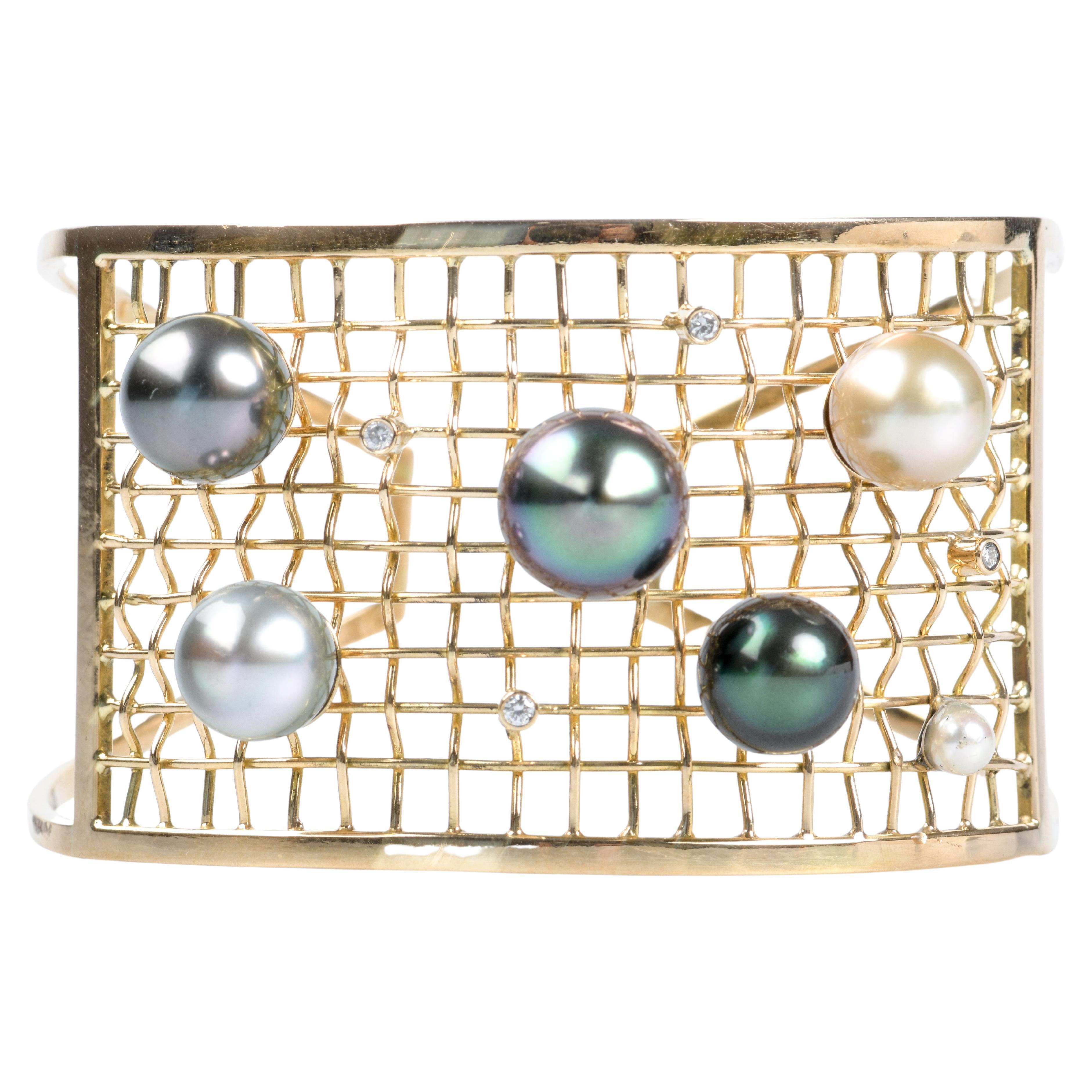 18-carat yellow gold bracelet in doormat mesh with ratchet clasp ...