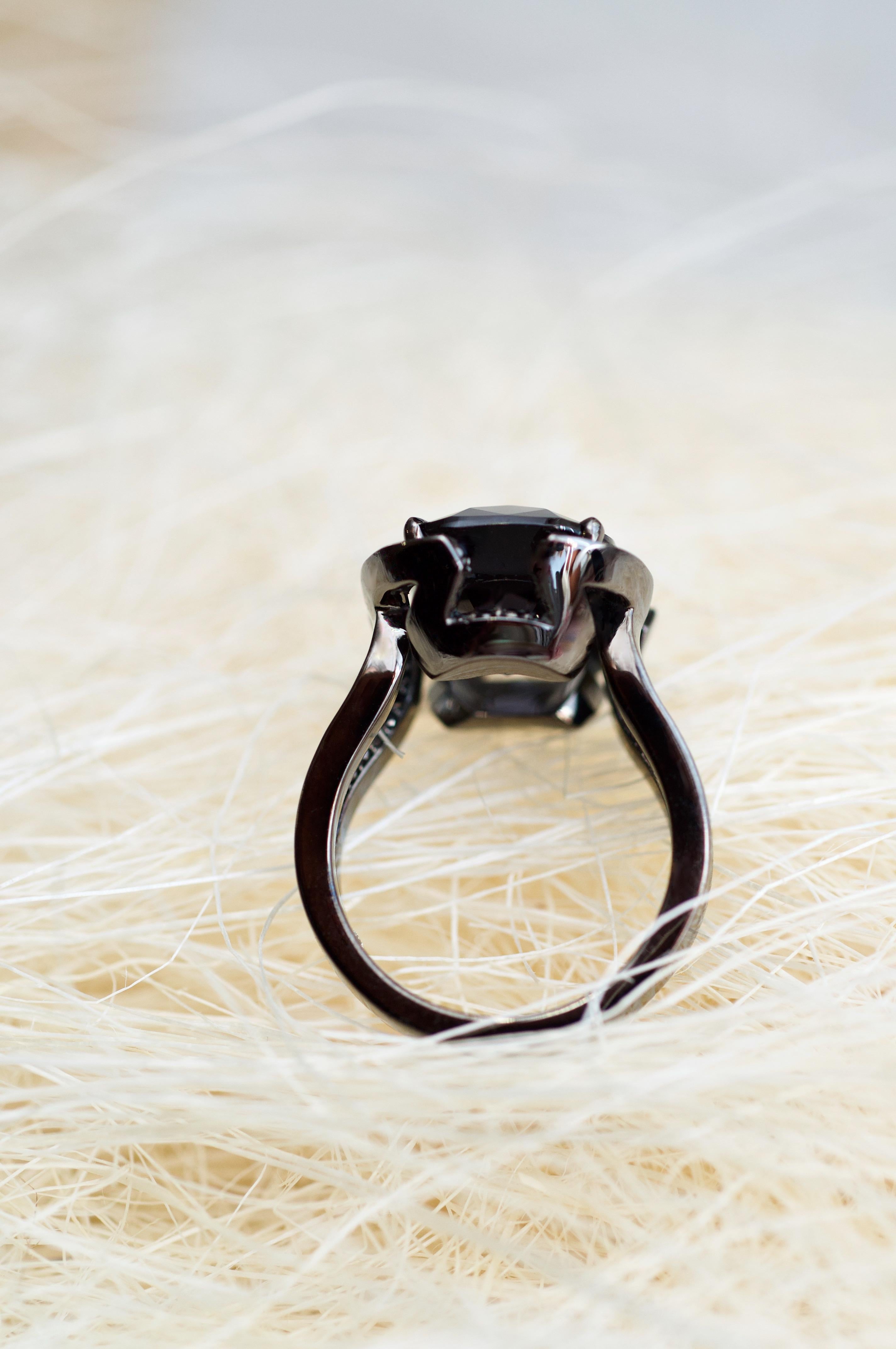 9 Сarat Grey Purple Thunderstorm Spinel Black Diamonds 14 Karat Gold ...