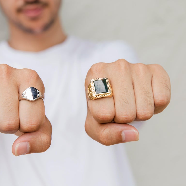 9 Carat White Gold Vintage Men's Oval Contemporary Traditional Signet ...