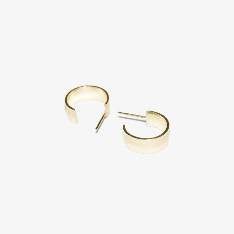9 Karat Gold Cuff Hoop Earrings For Sale at 1stDibs