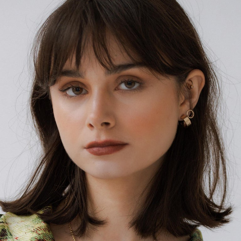 9 Karat Gold Cuff Hoop Earrings For Sale at 1stDibs