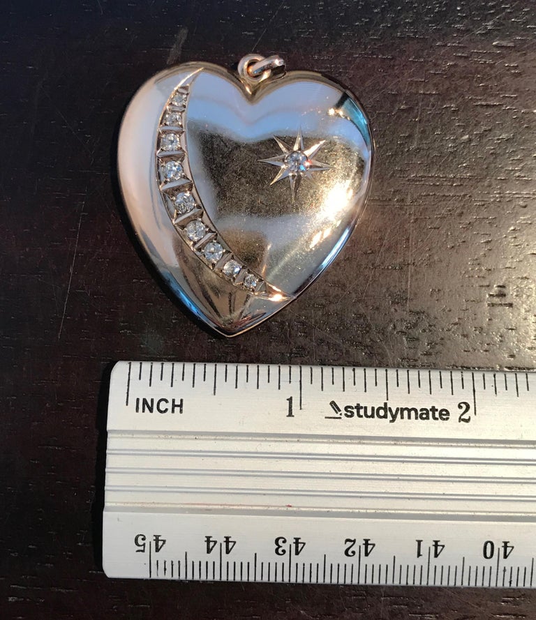 9 Karat Rose Gold Heart Shaped Crescent and Star Locket at 1stDibs ...