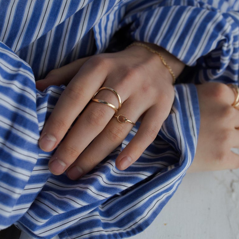 Customizable 9 Karat Simple Loop Band Ring For Sale at 1stDibs