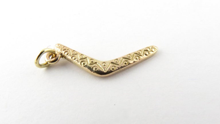9 Karat Yellow Gold Boomerang Charm at 1stDibs