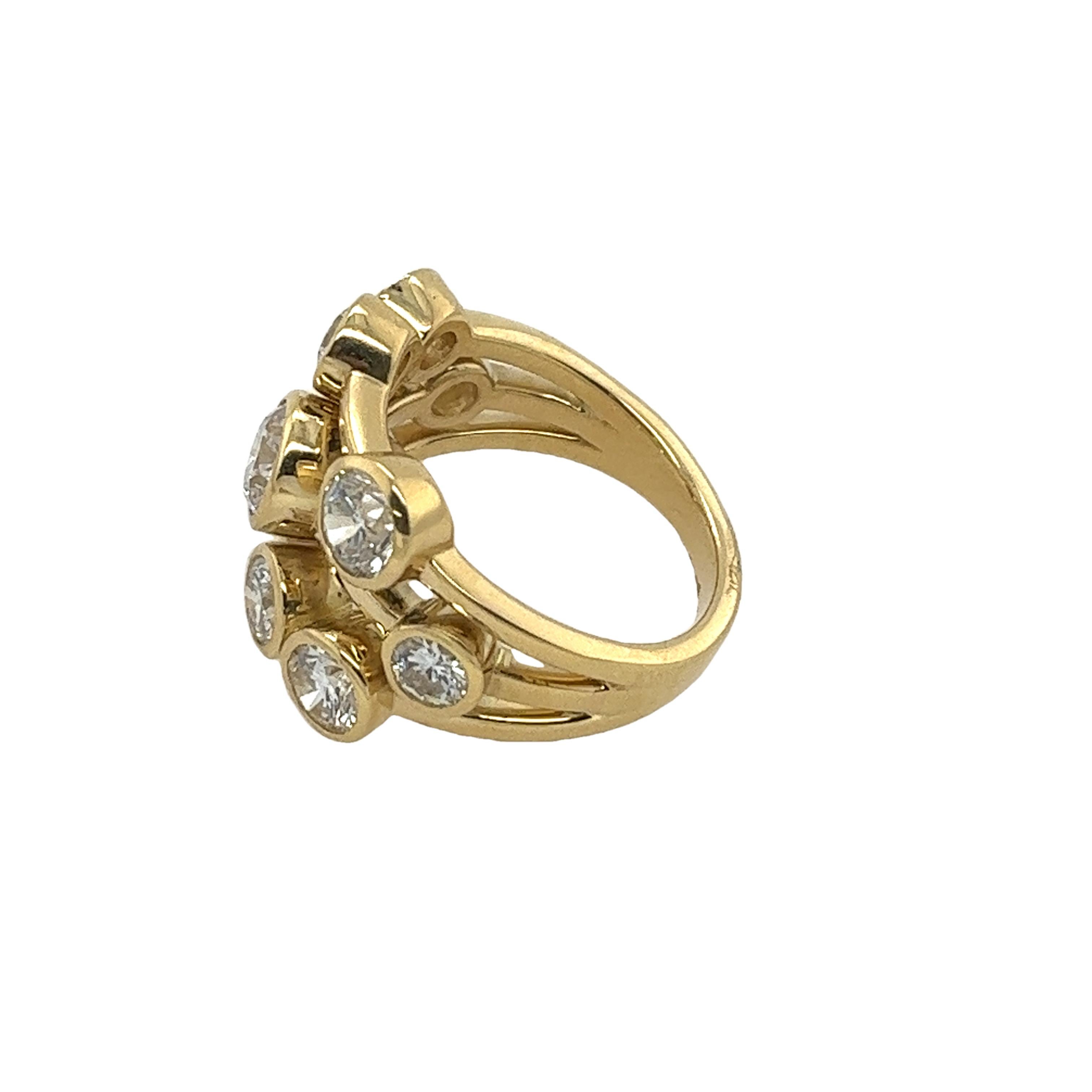 9-Stone Diamond Ring, Set With 3.17ct Round Brilliant Diamonds In 18ct ...