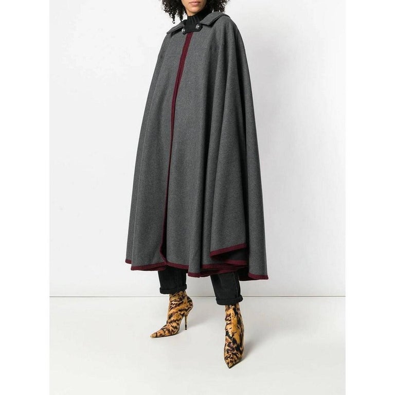 90s Hermès Vintage grey wool wide cape For Sale at 1stDibs