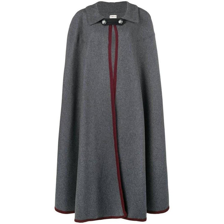 90s Hermès Vintage grey wool wide cape For Sale at 1stDibs