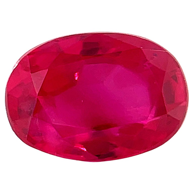 Rubis taille ovale non serti de 0,92 carat, pierre précieuse - En vente ...