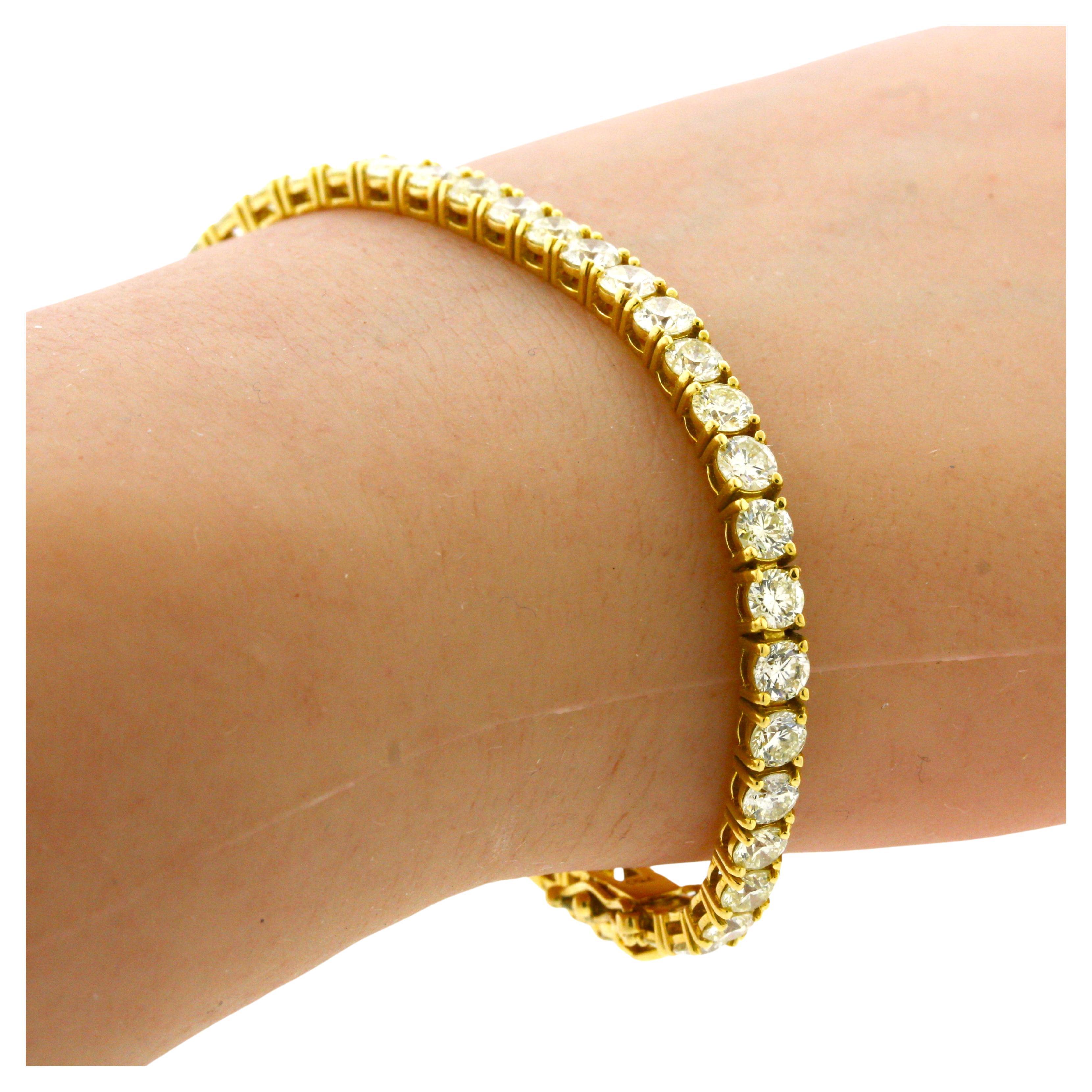 8 68 Carats Diamonds Gold Tennis Bracelet For Sale At 1stdibs Roman
