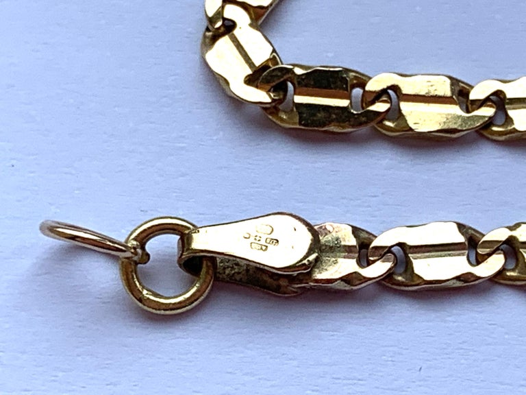 9 Carat Gold Necklace For Sale at 1stDibs