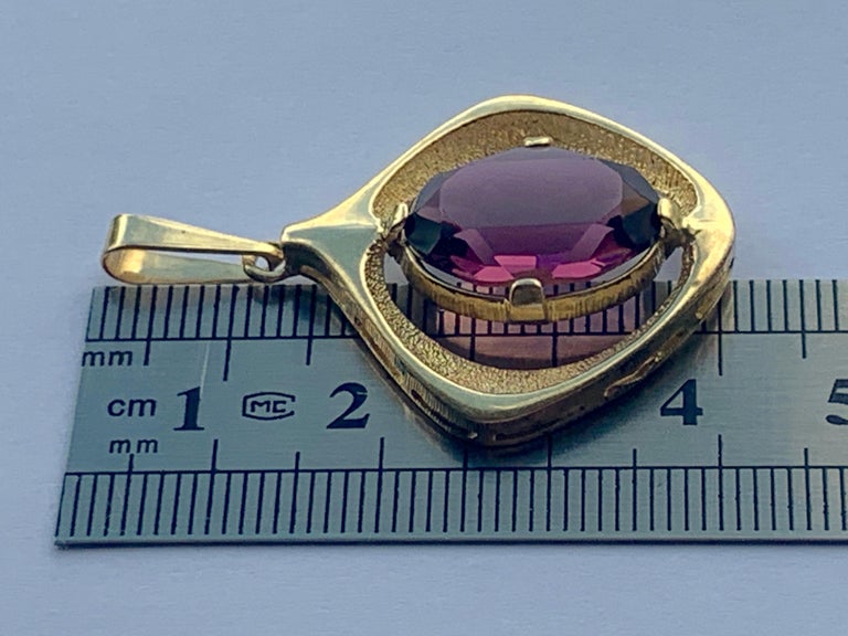 9ct Gold Amethyst Pendant 1970s by Hermann Siersbol For Sale at 1stDibs