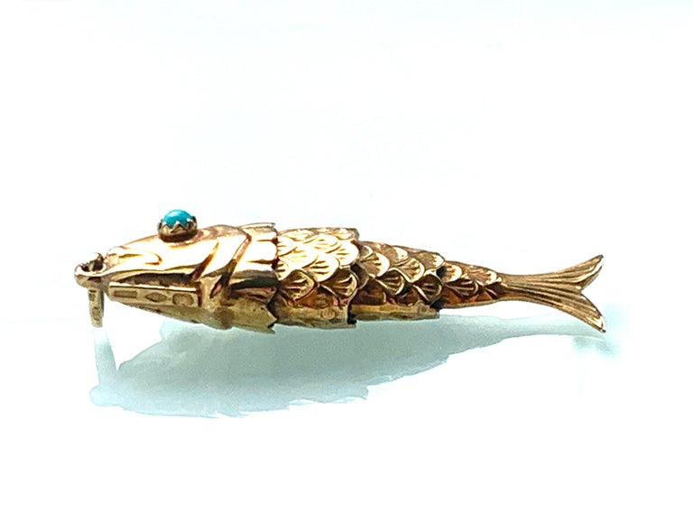 9ct Gold Articulated Fish by Italian Goldsmith UnoAErre For Sale at 1stDibs