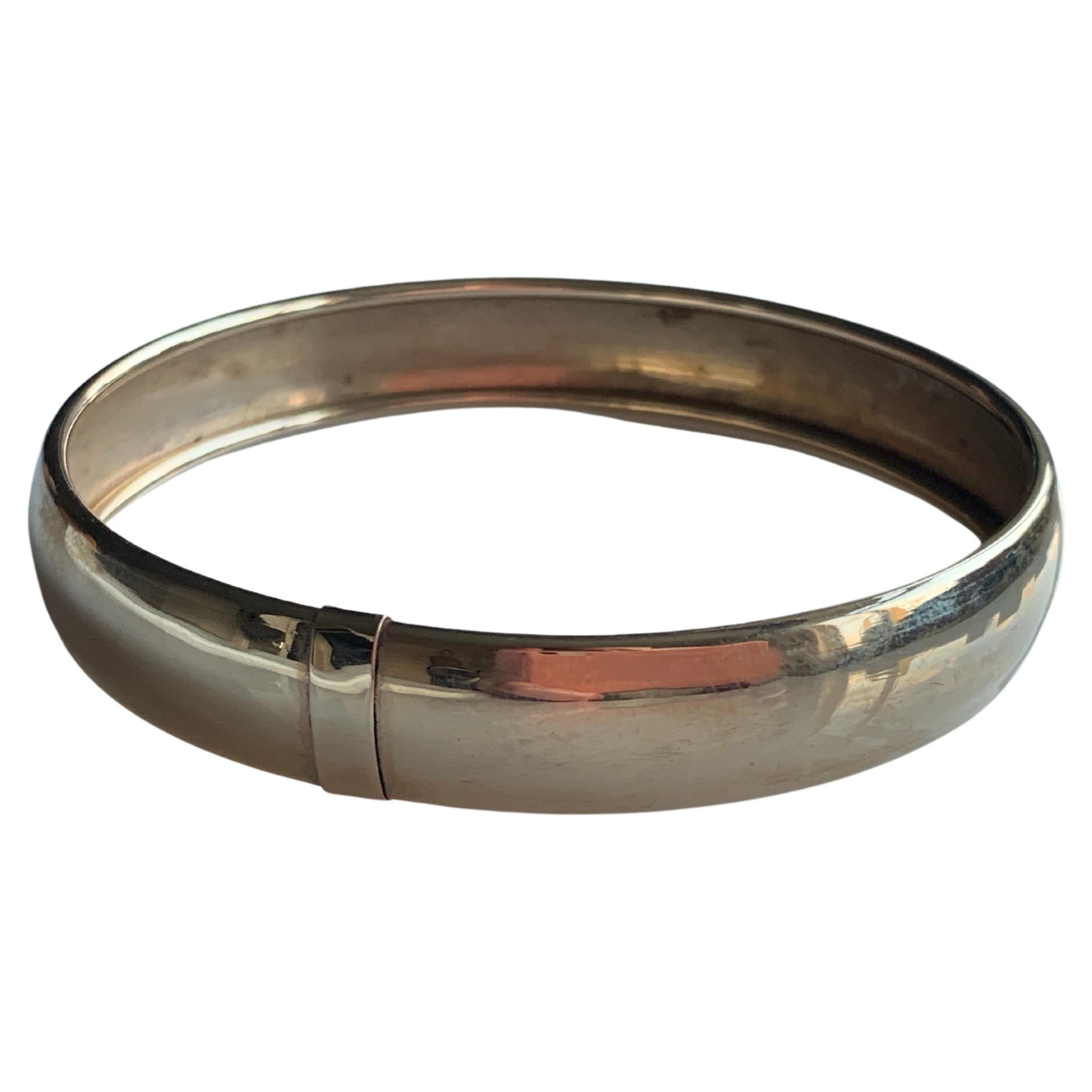 9ct Gold Vintage Torque Bangle For Sale at 1stDibs