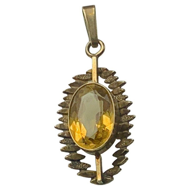 9ct Gold Brutalist Design Pendant For Sale at 1stDibs