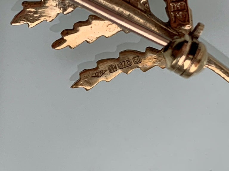 9ct Gold Fern Brooch For Sale at 1stDibs