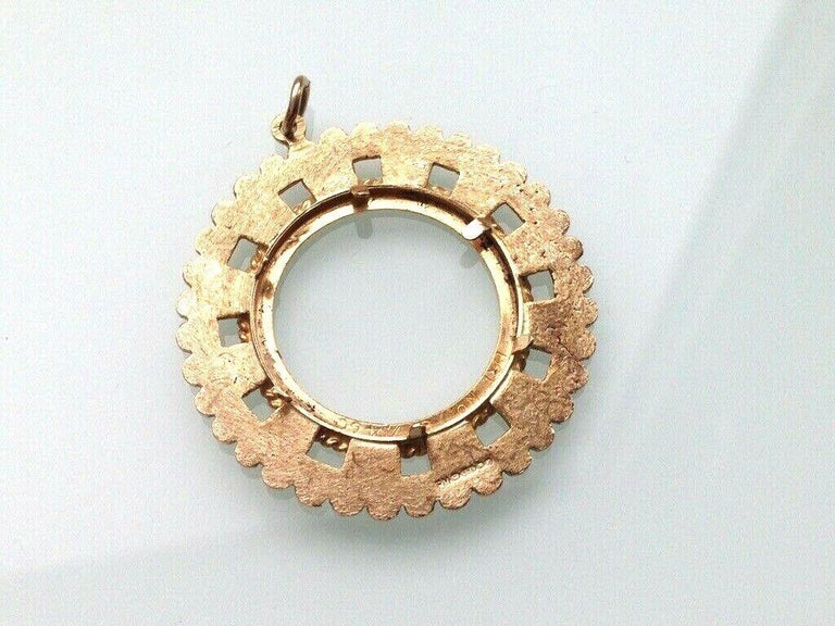 9ct Gold Patented Full Sovereign Mount For Sale at 1stDibs