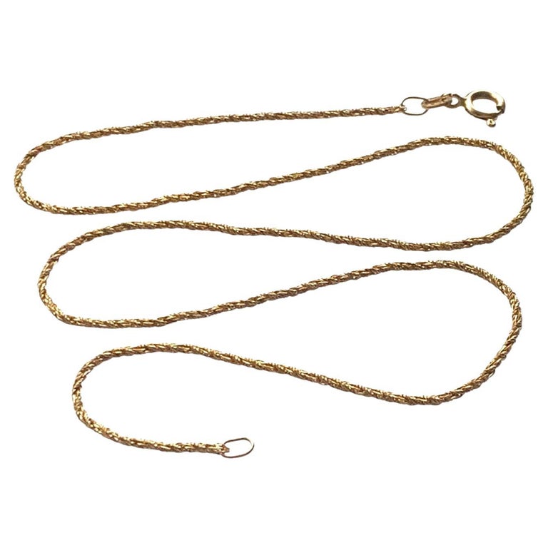 9ct Gold Vintage Braided Necklace For Sale at 1stDibs