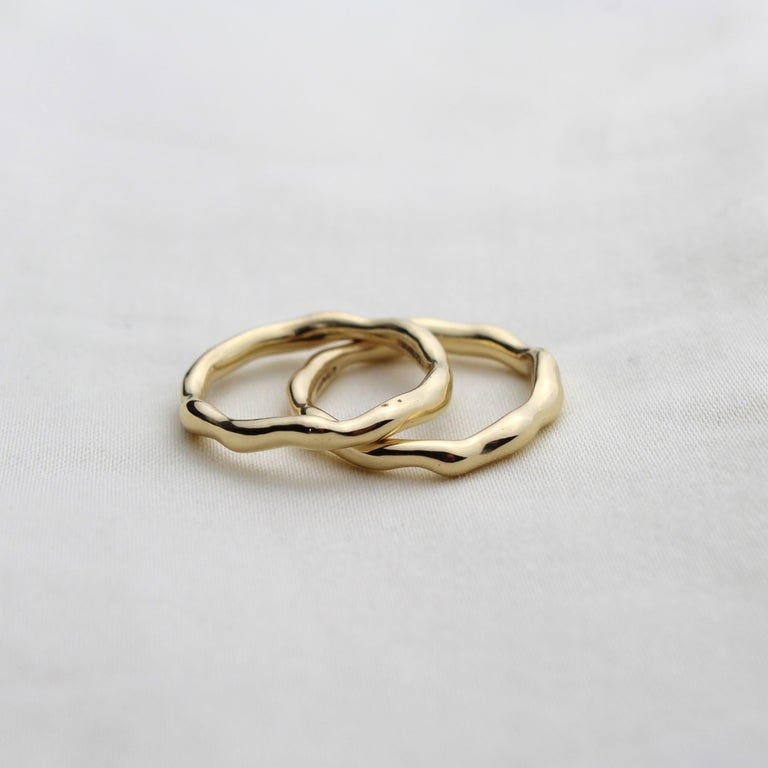 9ct Solid Gold River Ring For Sale at 1stDibs