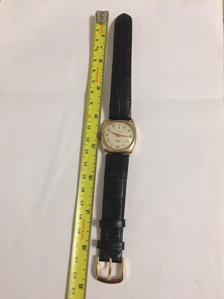 9 Karat Gold Vintage 1950s Avia Mechanical Watch at 1stDibs | avia ...
