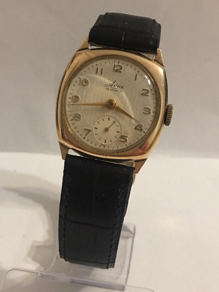 9 Karat Gold Vintage 1950s Avia Mechanical Watch at 1stDibs | avia ...