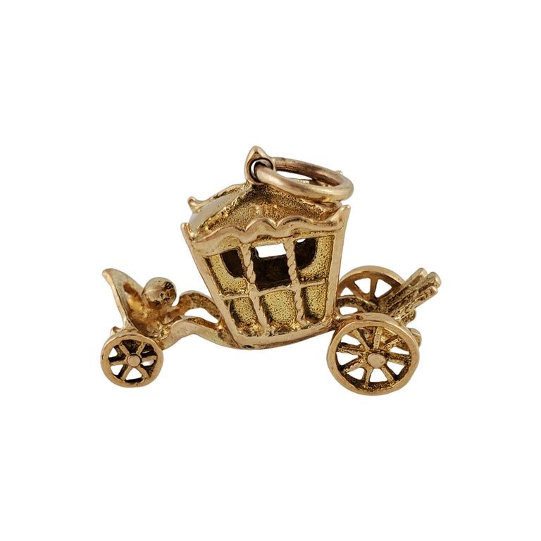 9K Yellow Gold Carriage Charm For Sale at 1stDibs