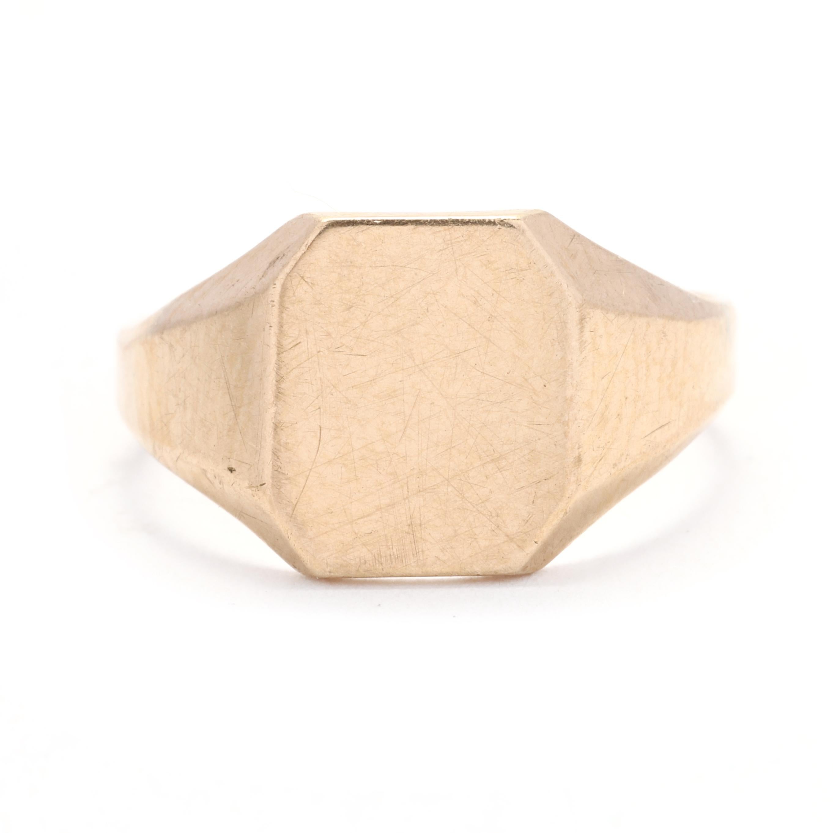 9k Yellow Gold Signet Ring, Square Design Ring, Ring Size 4.75 For Sale ...