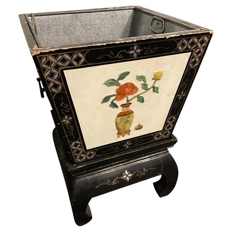 1930s, Wood Chinese Cachepot For Sale at 1stDibs