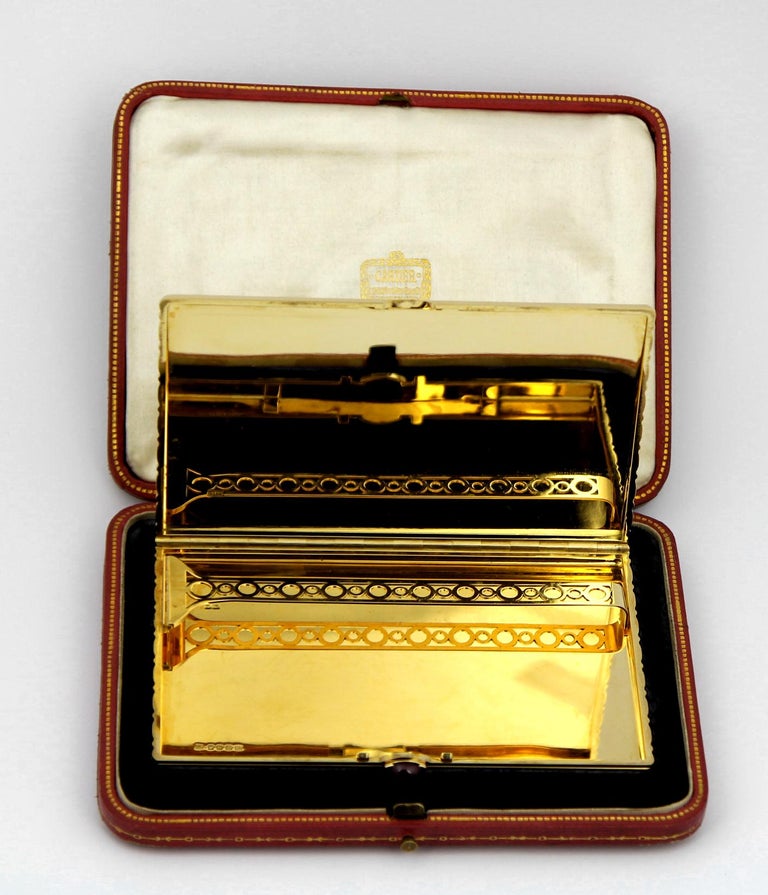 Cartier London 1947 18 Karat Yellow Gold Ruby Clasp Cigarette Case at ...
