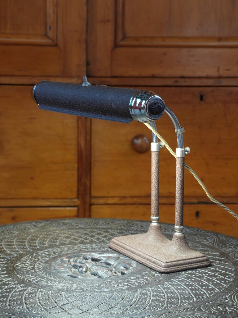 A 1960s American Desk light For Sale at 1stDibs