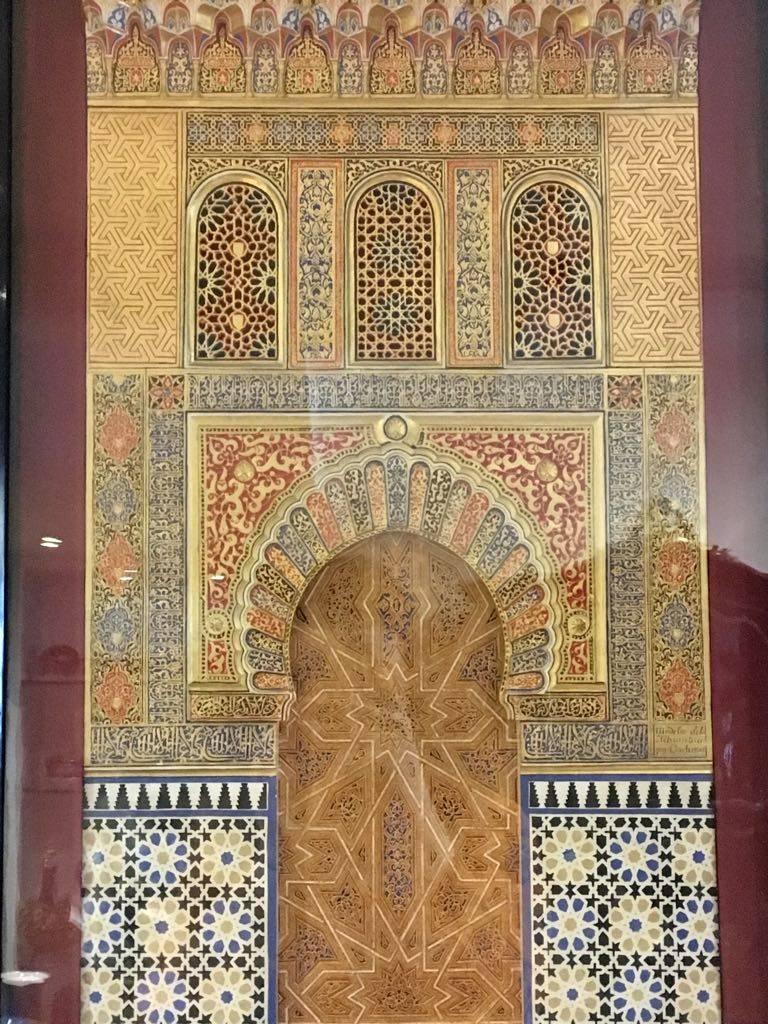 A 19th Century, Alhambra Plaque by Contreras, Spain For Sale at 1stDibs