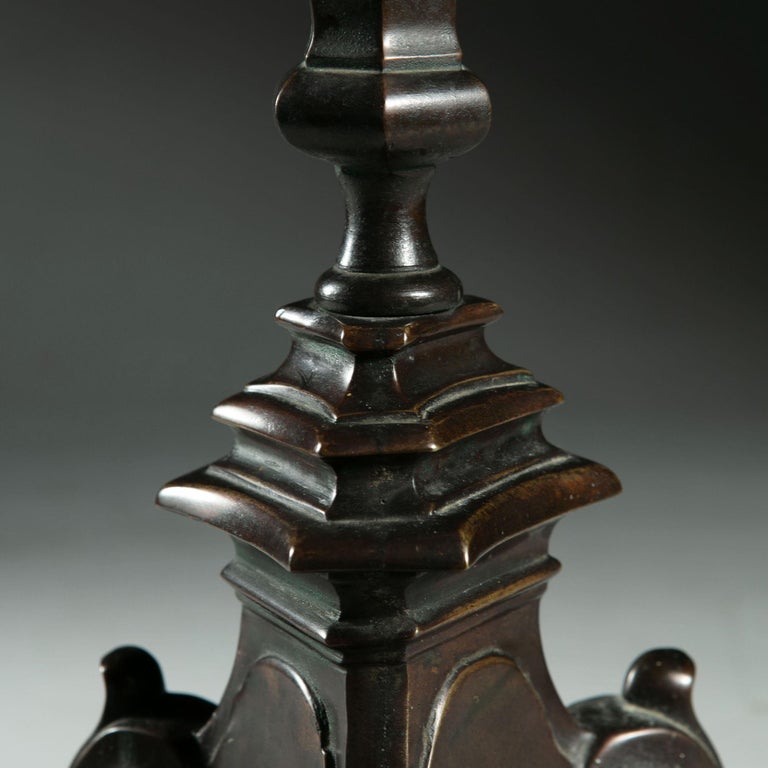 19th Century Bronze Column Lamp with a Triform Base For Sale at 1stDibs