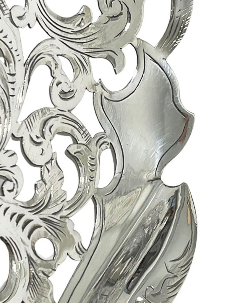 19th Century Dutch Silver Fish Serving Spoon with Agate For Sale at 1stDibs