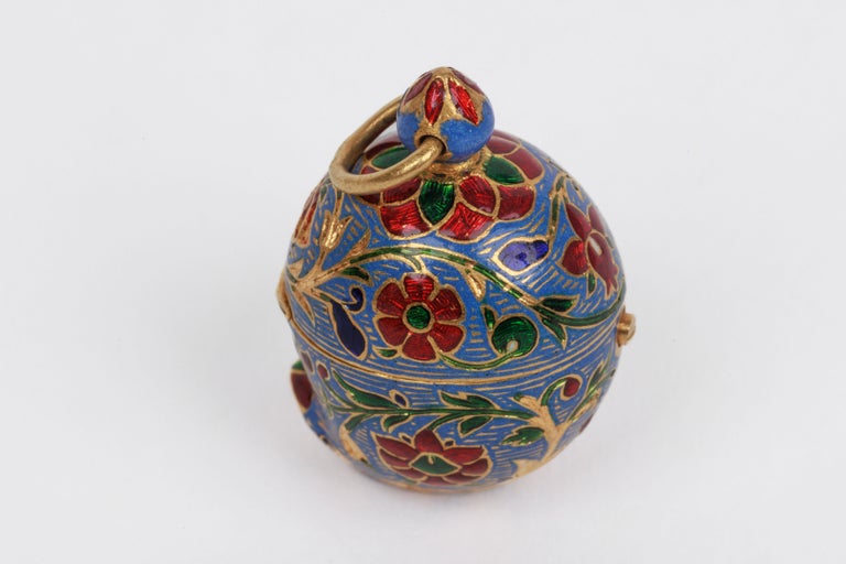 22K Indian Gold and Enamel Mango Shaped Pendant For Sale at 1stDibs