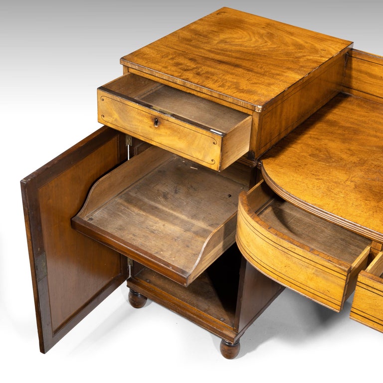 Beautifully Figured Regency Period Sideboard in Three Sections For Sale ...