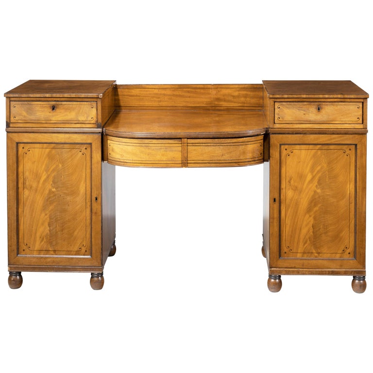 Beautifully Figured Regency Period Sideboard in Three Sections For Sale ...
