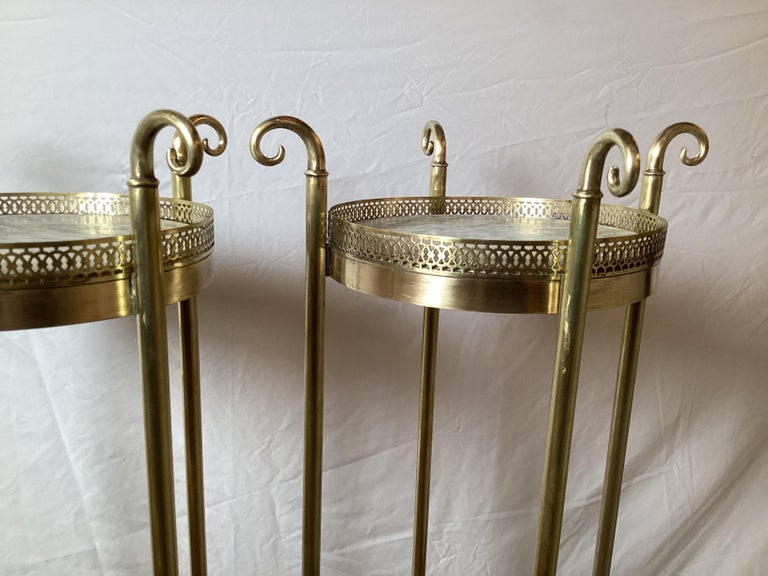 Chic Pair of Brass and Marble Two Tiered Stands For Sale at 1stDibs