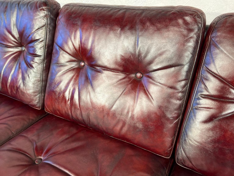 Compact Vintage Danish 70 S Chestnut Three Seater Leather Sofa #521 at ...
