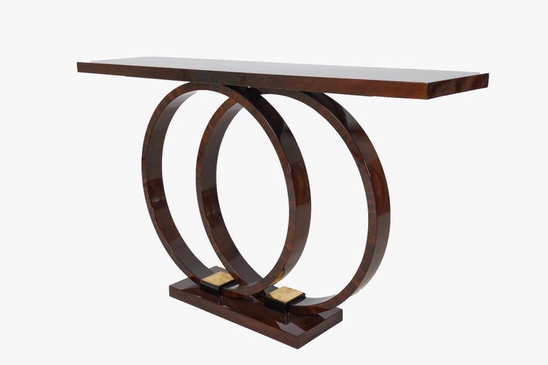 Console Table with a Circular Base For Sale at 1stDibs