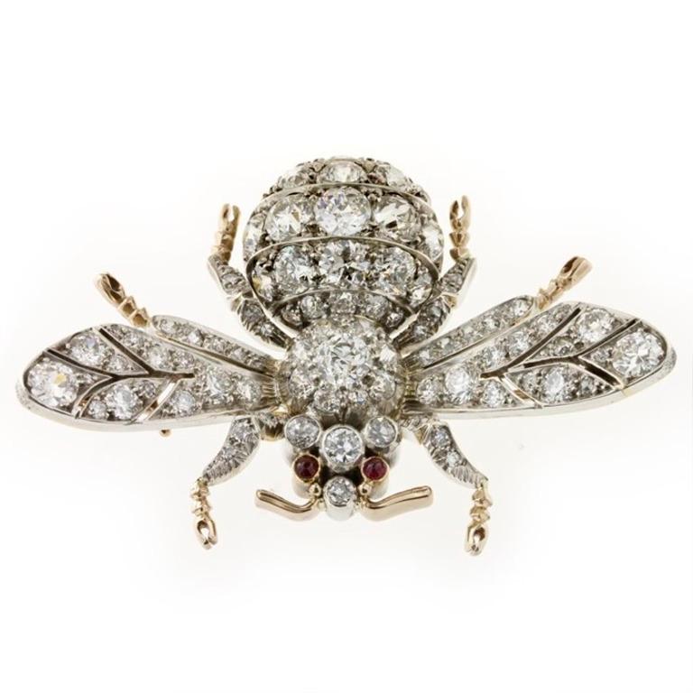 Diamond Bee Brooch For Sale at 1stDibs