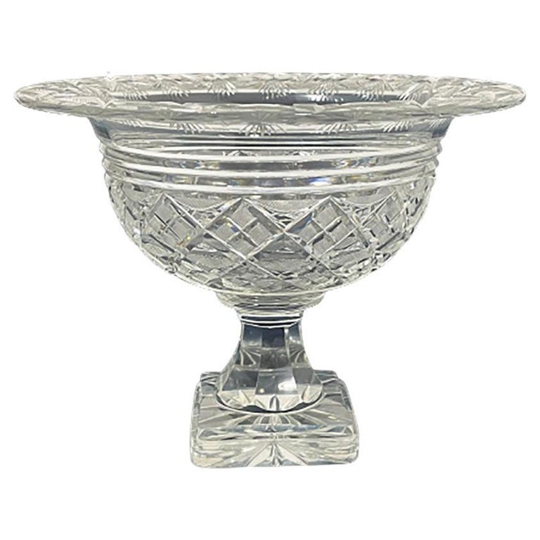 A Dutch crystal footed bowl, ca 1900 For Sale at 1stDibs
