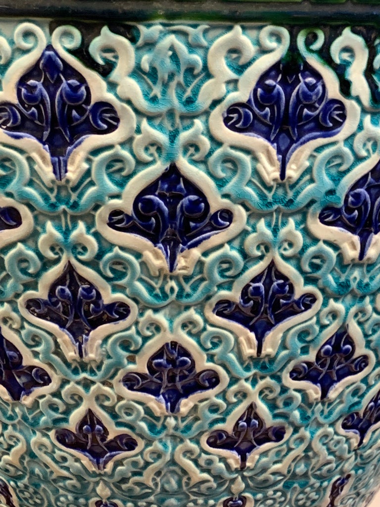 Fine 19th Century Alhambra-Style Vase For Sale at 1stDibs