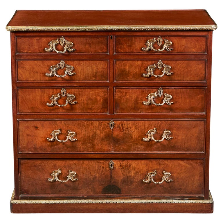 Fine 19th Century Mahogany Chest of Drawers For Sale at 1stDibs