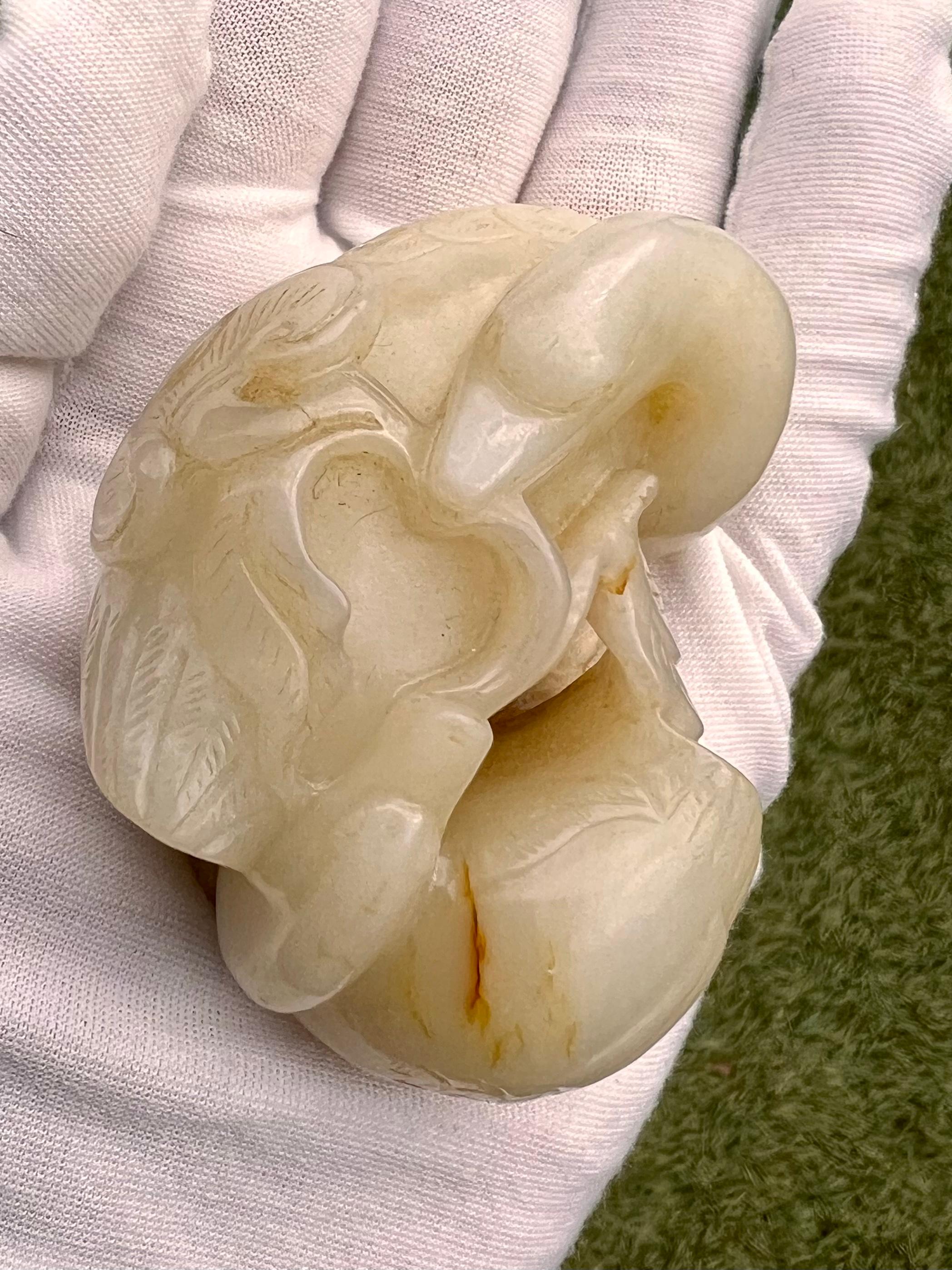 A Fine Chinese Pale-Celadon Jade 'Geese' Carving For Sale at 1stDibs