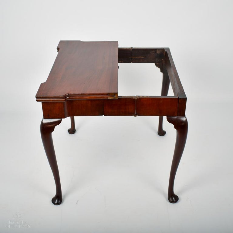 A Fine Mahogany Irish Games Table circa. 1770 For Sale at 1stDibs