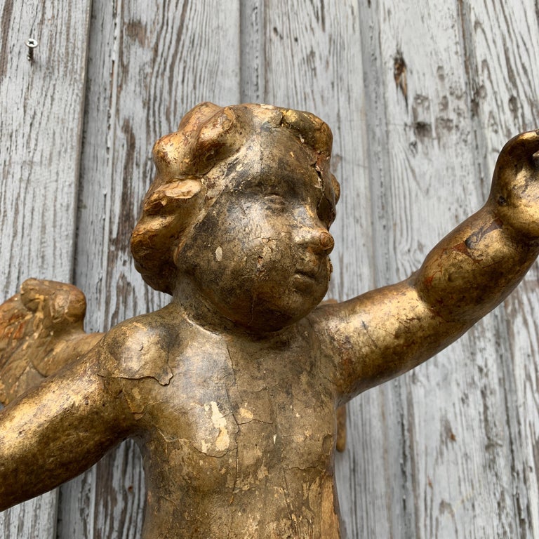 French 18th Century Gilt Wood and Hand-Carved Angel For Sale at 1stDibs