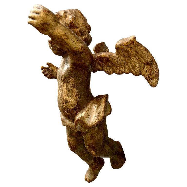 French 18th Century Gilt Wood and Hand-Carved Angel For Sale at 1stDibs