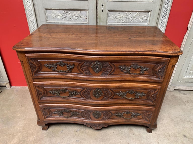 French 18th Century Regence Commode For Sale at 1stDibs